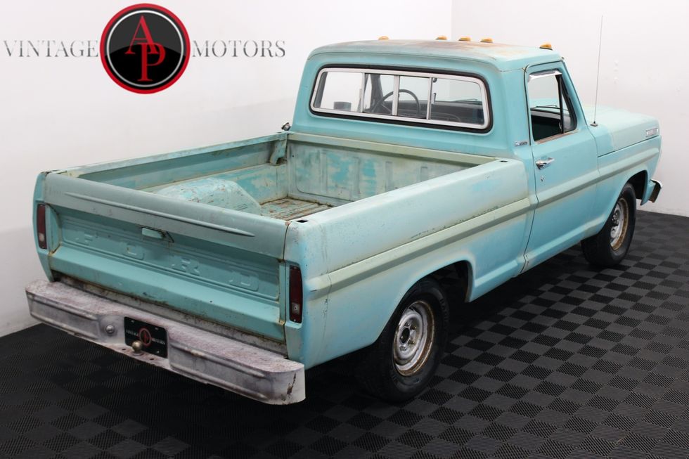 Custom 1967 Ford F100