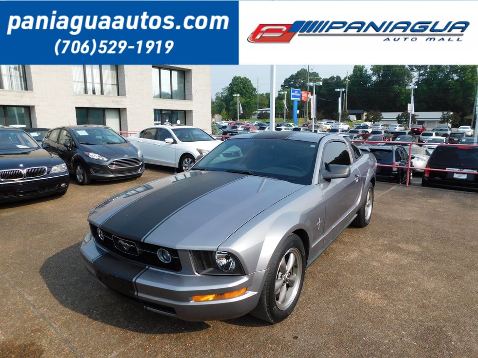 2006 Ford Mustang Standard