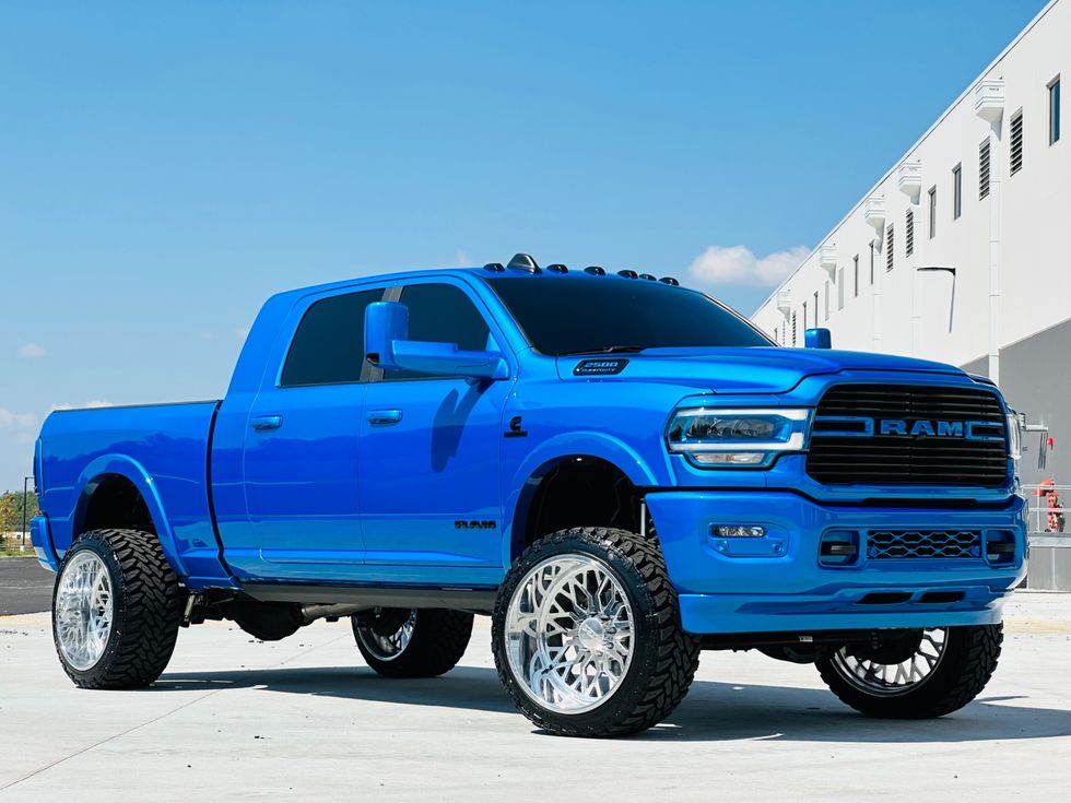 Dodge Ram 2500 Lifted